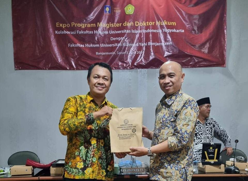 Ekspo Program Magister dan Doktor, Dekan Fakultas Hukum UII Yogyakarta ...