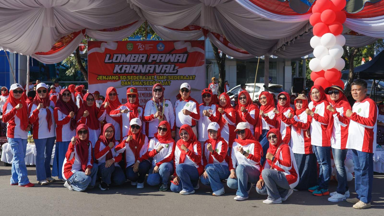 3.000 Peserta Meriahkan Pawai Karnaval Hut RI ke-79 di Tapin - lenteraKalimantan.com 3.000 ...