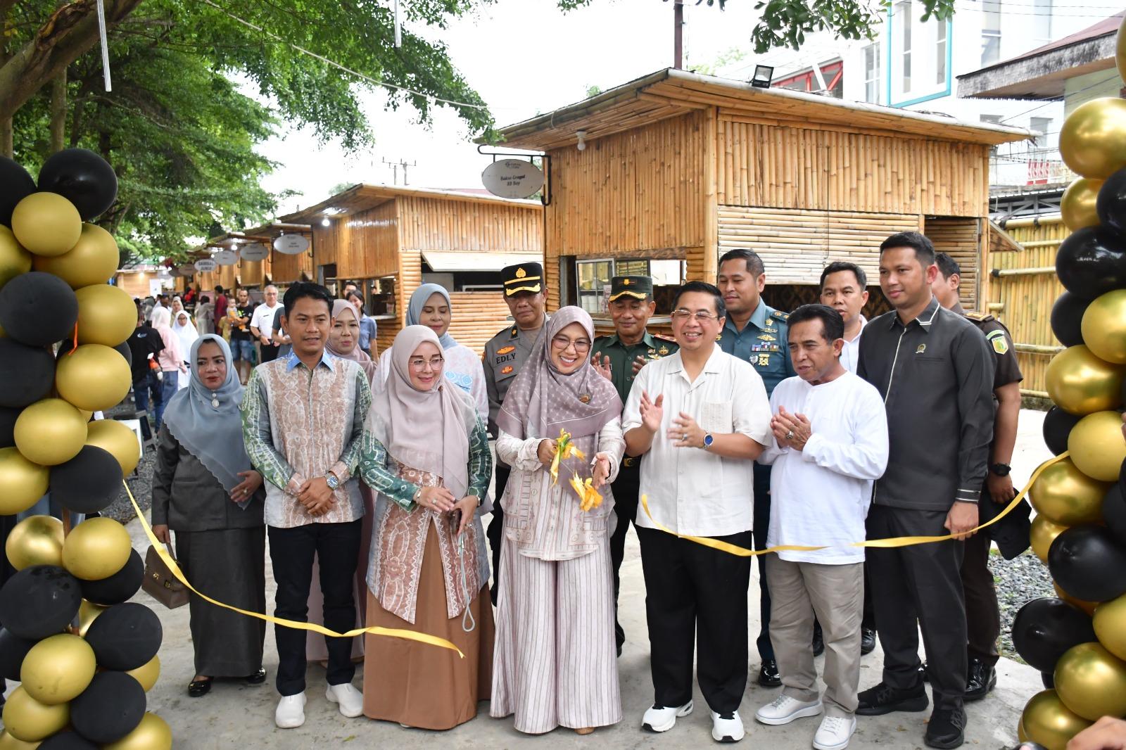 Nuansa Baru, Wisata Kampung Ketupat Kembali Dibuka - lenteraKalimantan.com Nuansa Baru, Wisata ...